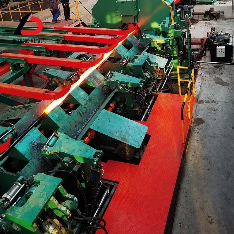 DIN Steel Pipes Tubes Sch40 Hot Rolled Steel Pipe 10mm 35mm For Oil And Gas